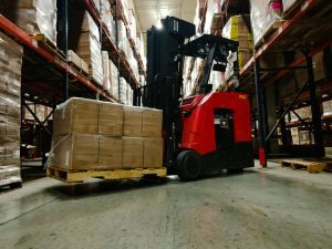 Stand Up Forklift Certification and Training | forkliftcertification.com